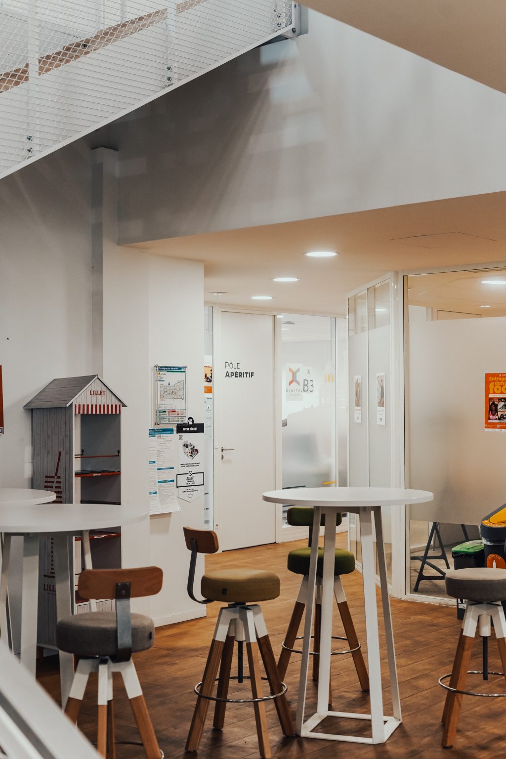 Discover the Marseille Business School Campus